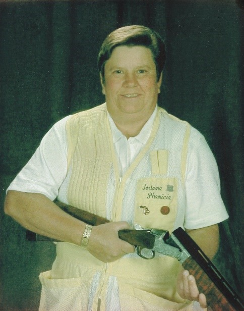 Jodene Phenicie – 2000 | Michigan Trapshooting Association